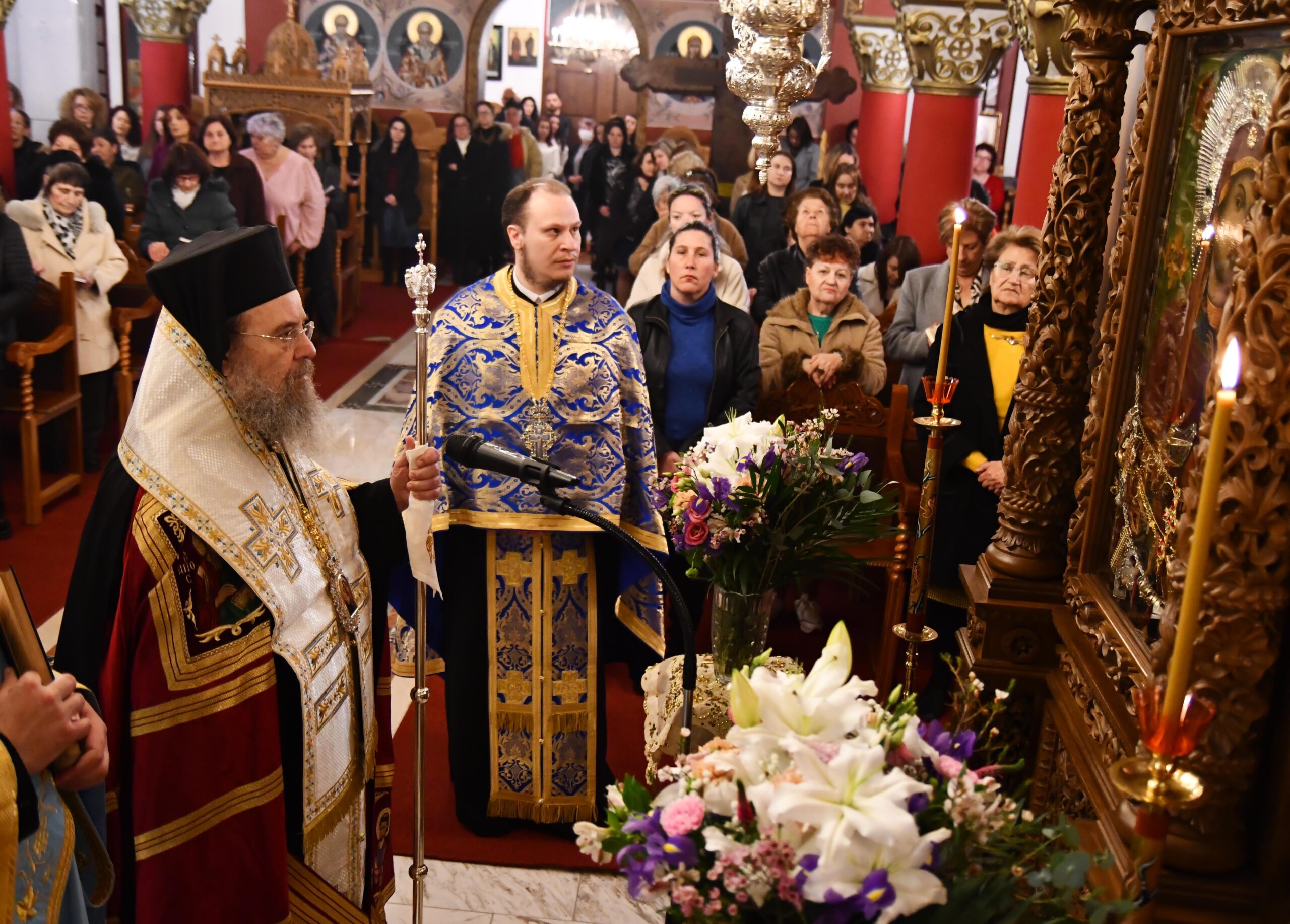 Η Α΄ ΣΤΑΣΗ ΤΩΝ ΧΑΙΡΕΤΙΣΜΩΝ ΣΤΟΝ ΚΑΘΕΔΡΙΚΟ ΙΕΡΟ ΝΑΟ ΤΗΣ ΙΕΡΙΣΣΟΥ - Ιερά ...