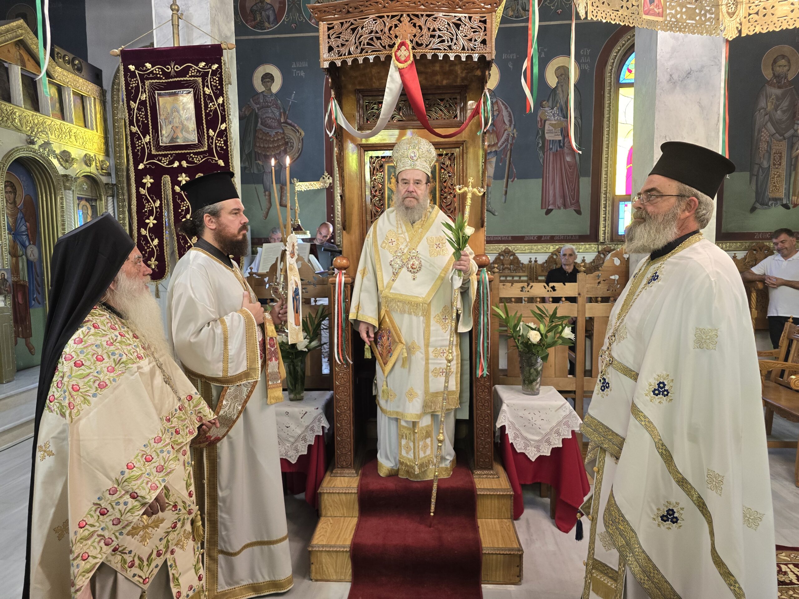 Ο ΣΕΒΑΣΜΙΩΤΑΤΟΣ ΣΤΟΝ Ι.Ν. ΑΓΙΑΣ ΠΑΡΑΣΚΕΥΗΣ ΔΟΥΜΠΙΩΝ - Ιερά Μητρόπολις ...