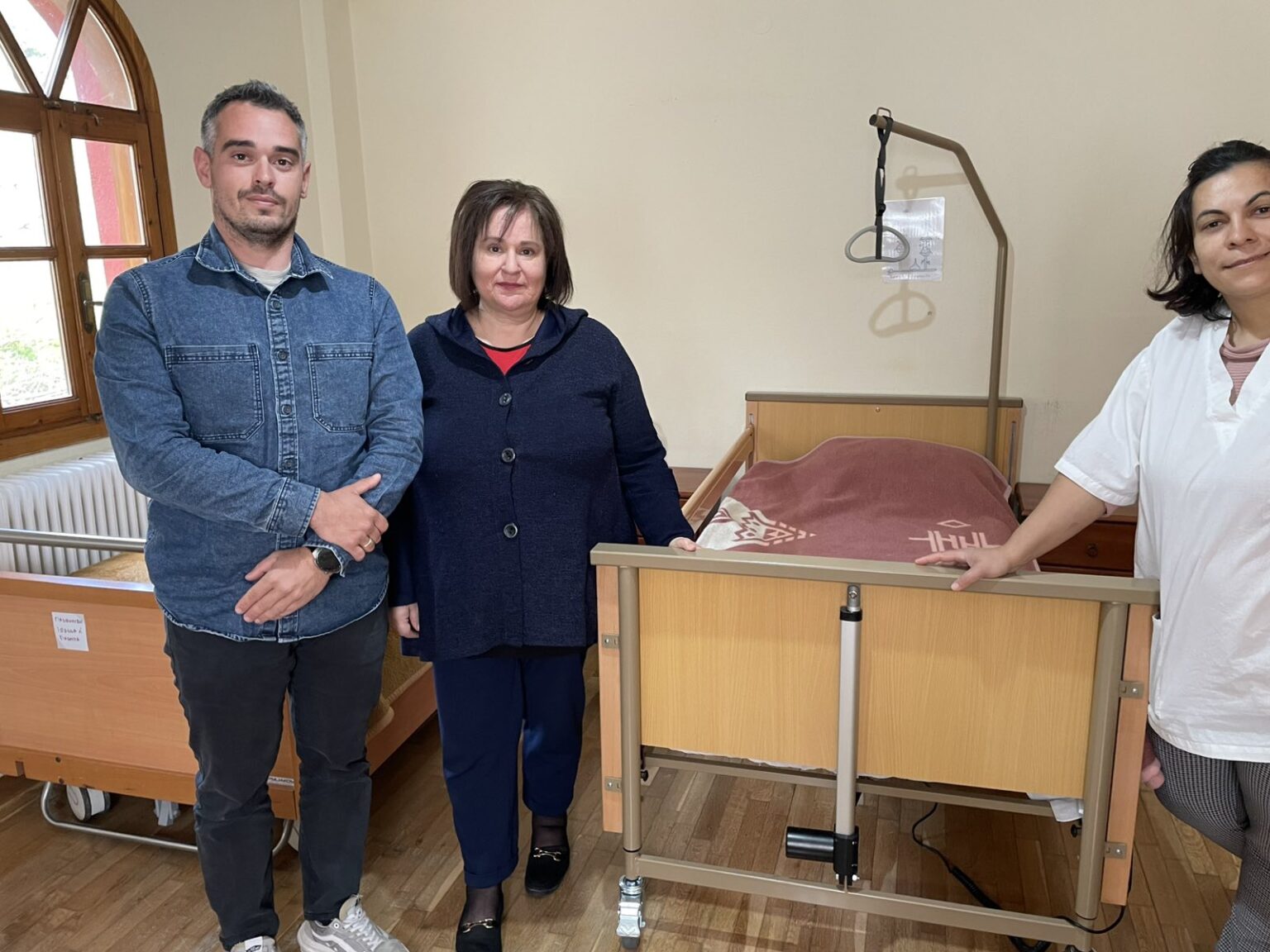 ΠΟΛΥΤΙΜΗ ΔΩΡΕΑ ΑΠΟ ΤΗΝ ''ΕΛΛΗΝΙΚΟΣ ΧΡΥΣΟΣ'' ΣΤΟ ΓΗΡΟΚΟΜΕΙΟ ΜΑΣ - Ιερά ...